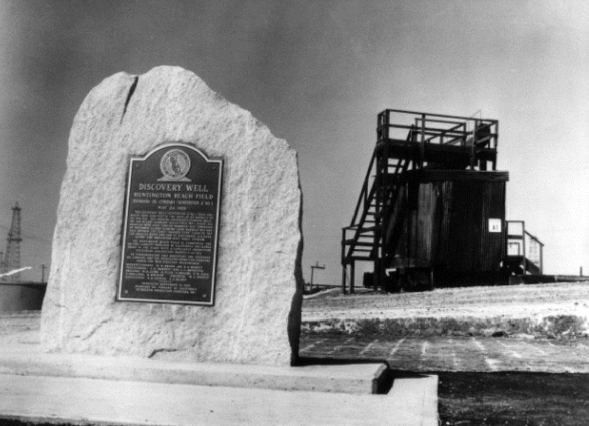 Standard Oil Discovery Well Collection – The Lost Landmarks